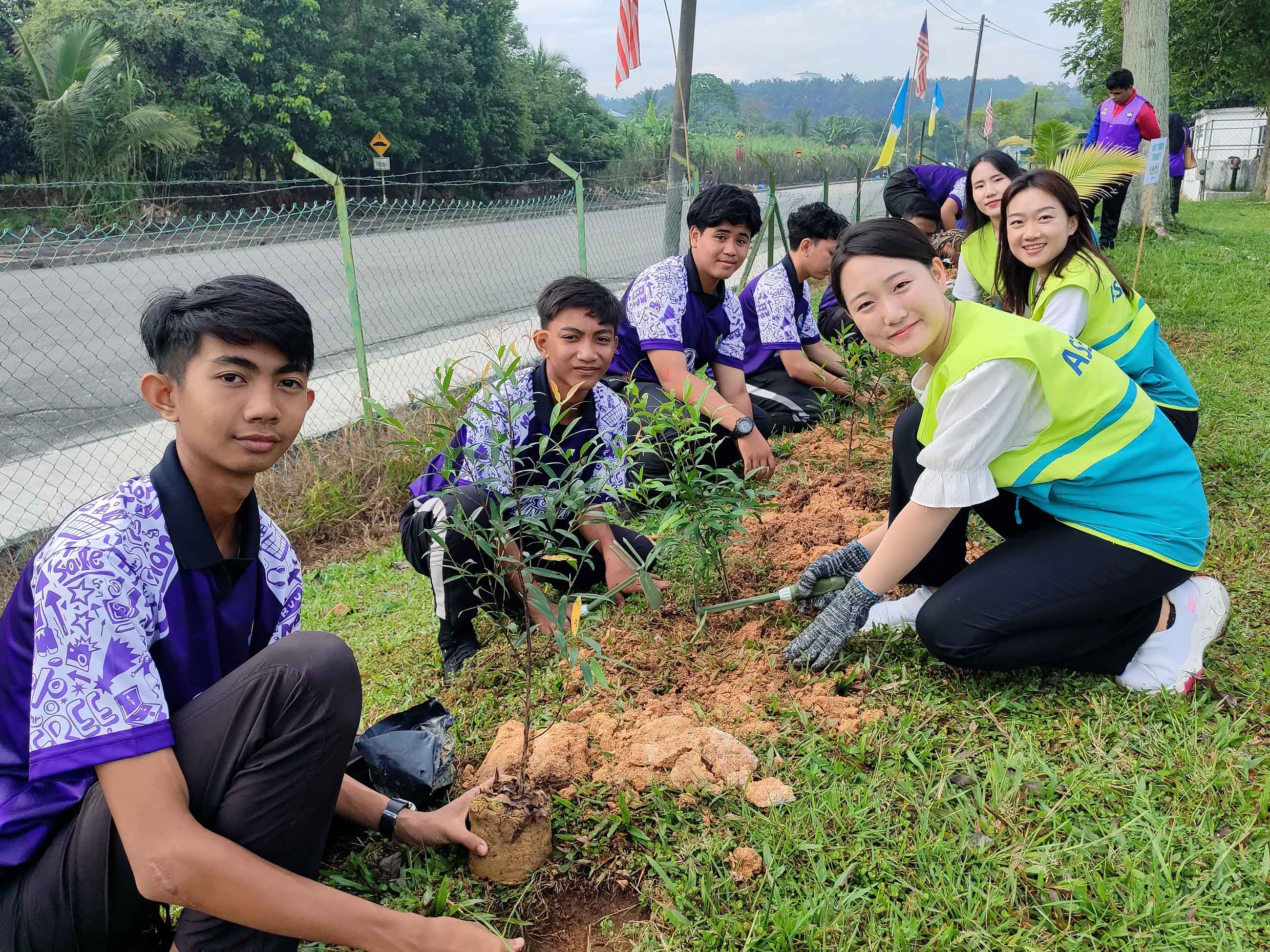 ASEZ WAO George Town Chapter in Malaysia Plants Eugenia Saplings at ...