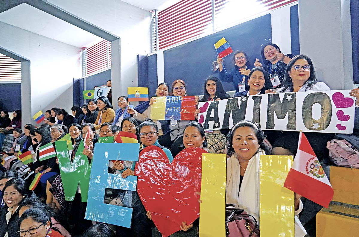 60th Anniversary of the Founding of the Church of God Held in Peru ...